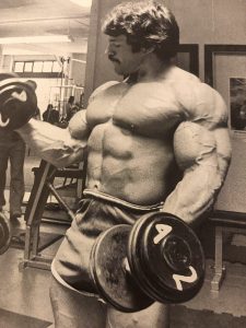 Weniger ist mehr – Heavy Duty Training von Mike Mentzer